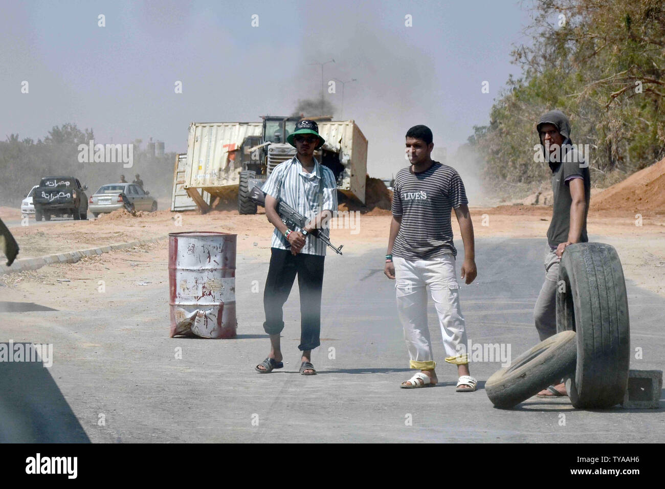 Libyan rebel fighters 2011 hi-res stock photography and images - Alamy