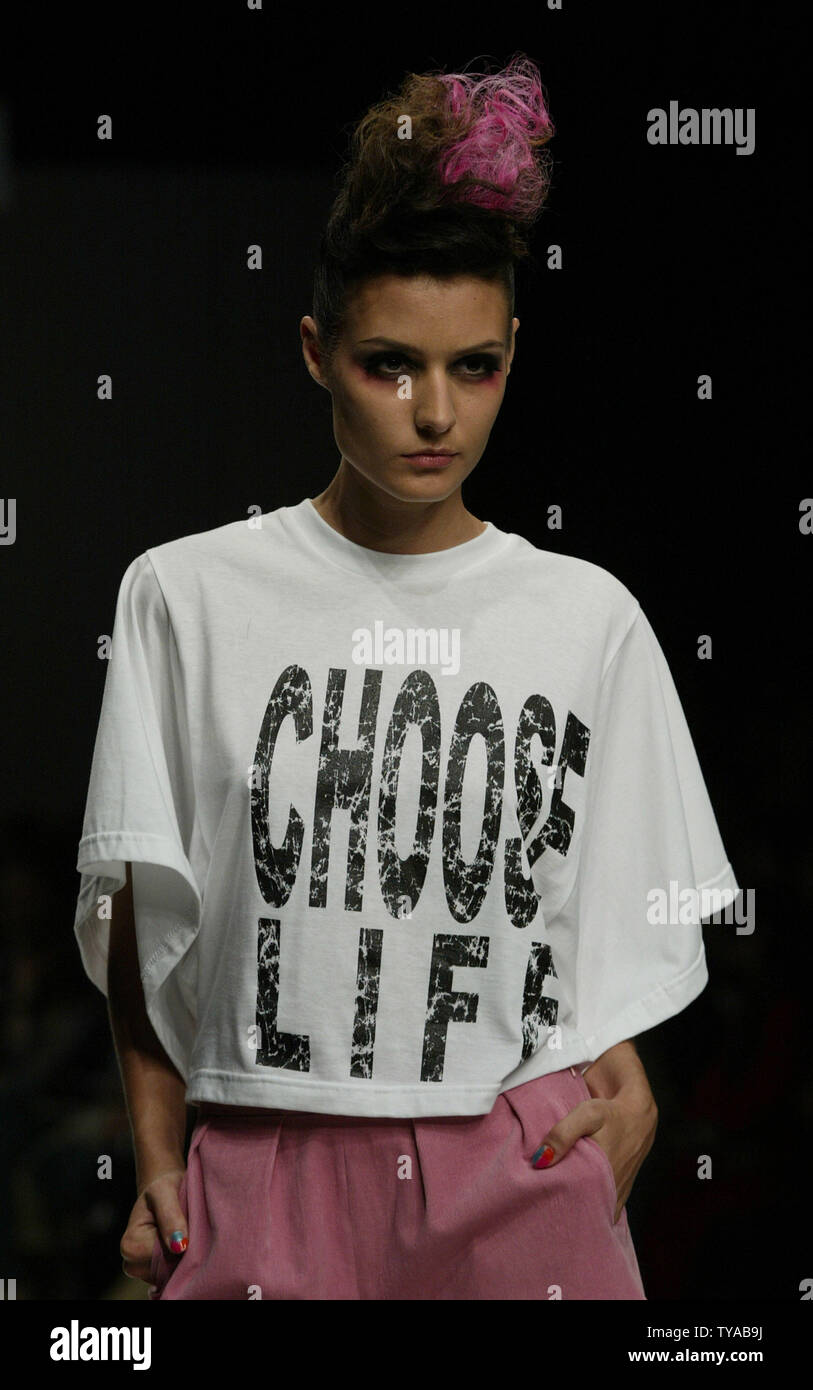 Alison's model hi-res stock photography and images - Alamy