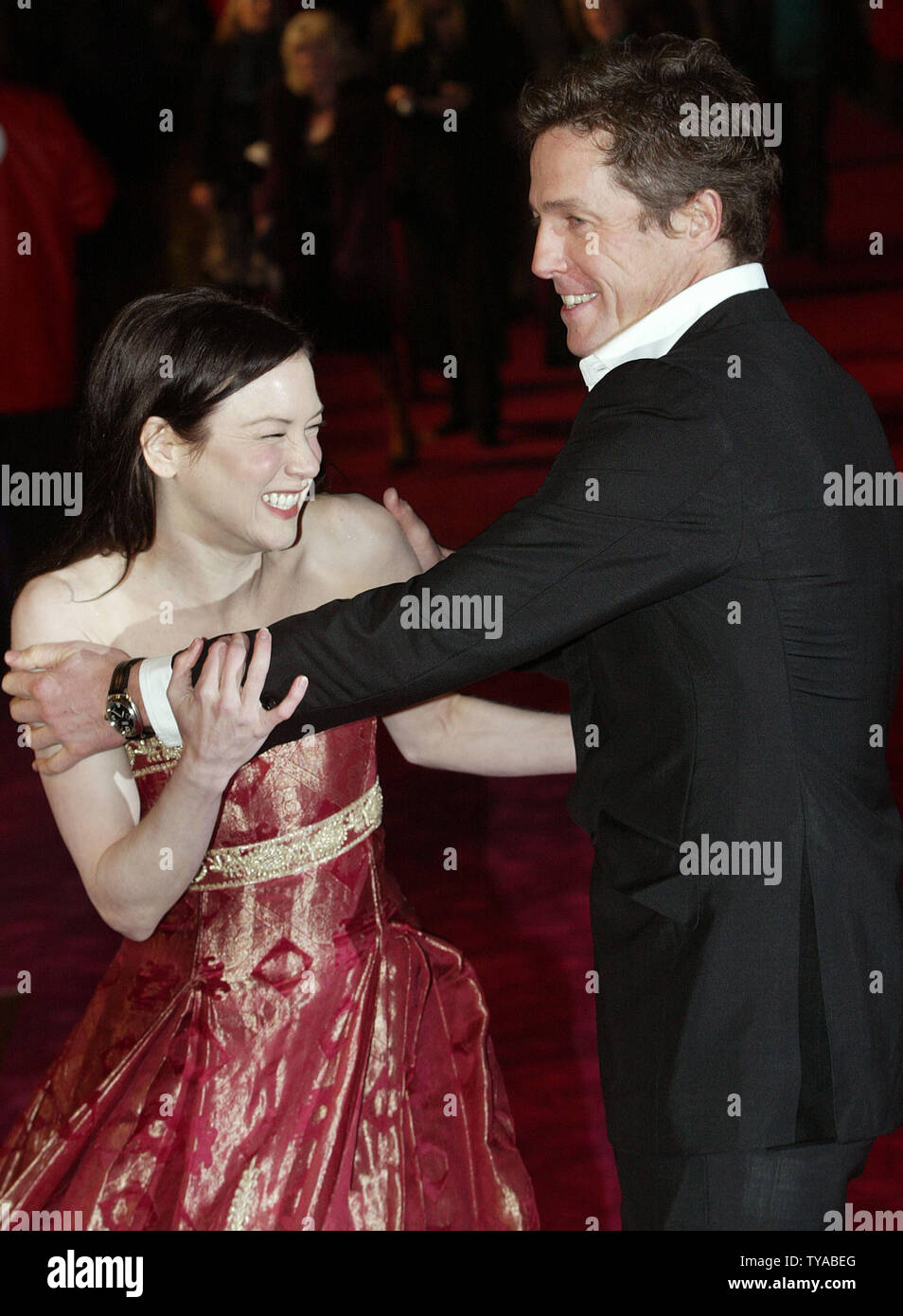 American actress Renee Zellwigger (L) and co star British actor Hugh ...