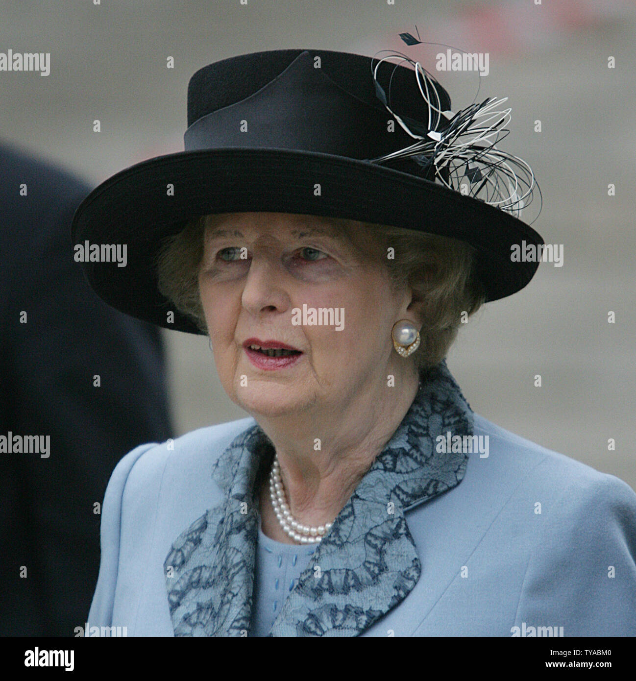 Margaret thatcher cabinet hi-res stock photography and images - Alamy