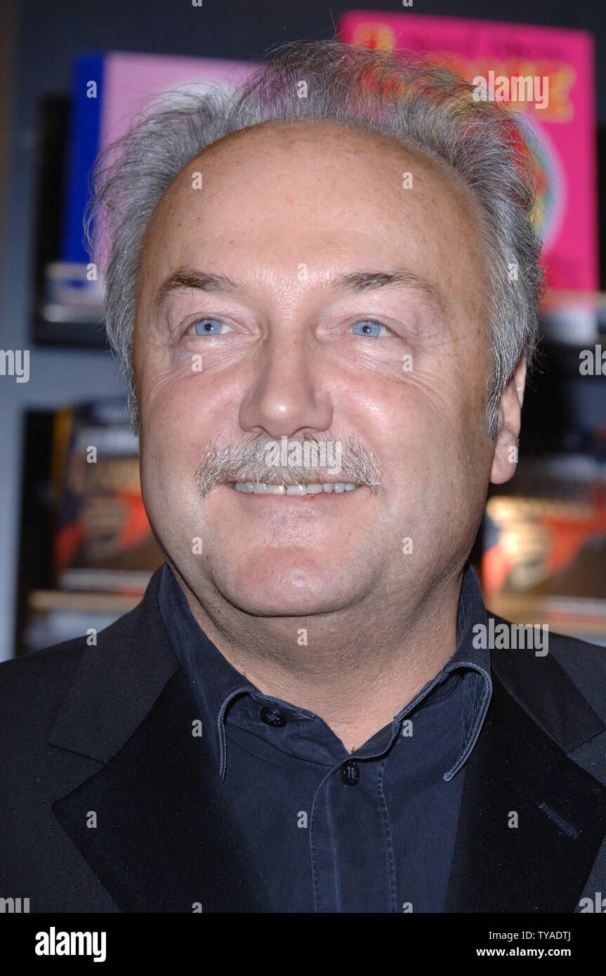 George galloway centre hi-res stock photography and images - Alamy