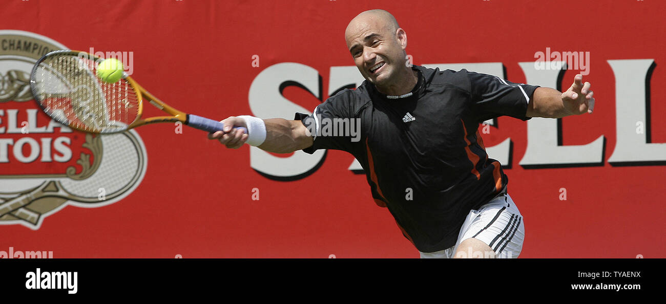 Andre agassi stella artois hi-res stock photography and images - Alamy