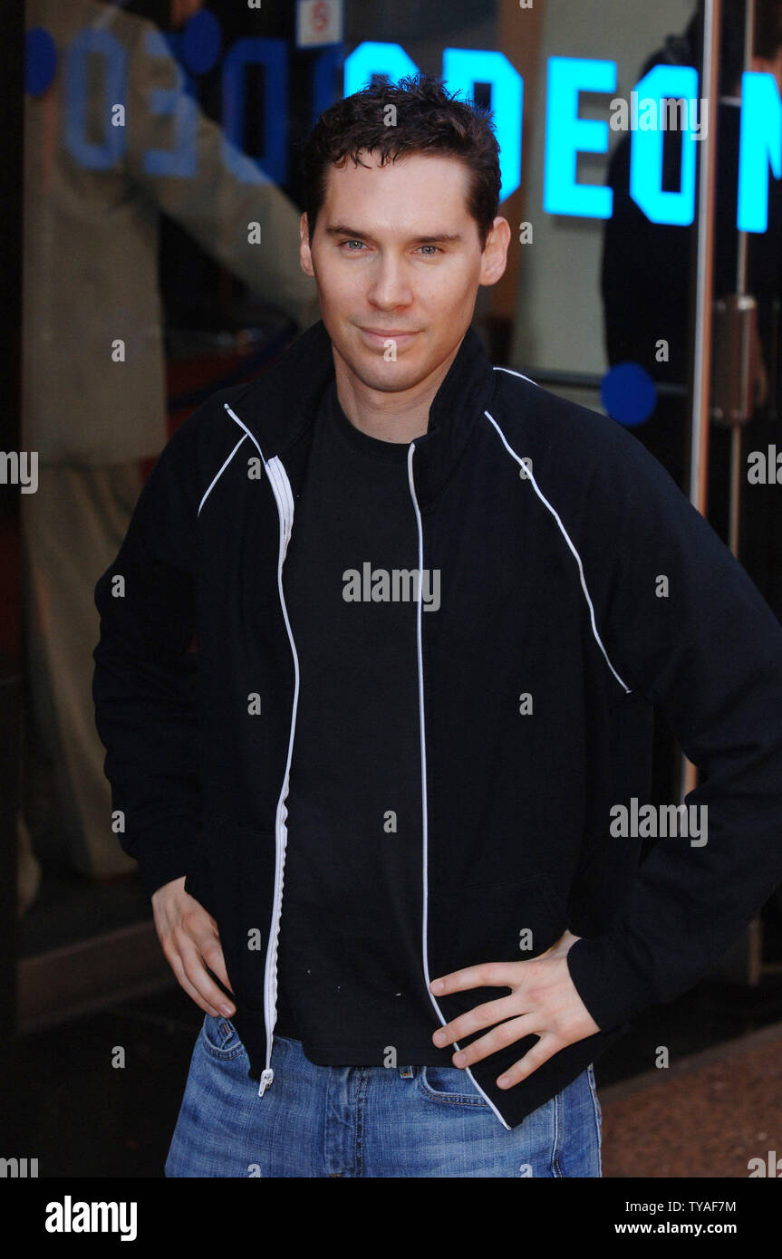 Superman returns bryan singer hi-res stock photography and images - Alamy