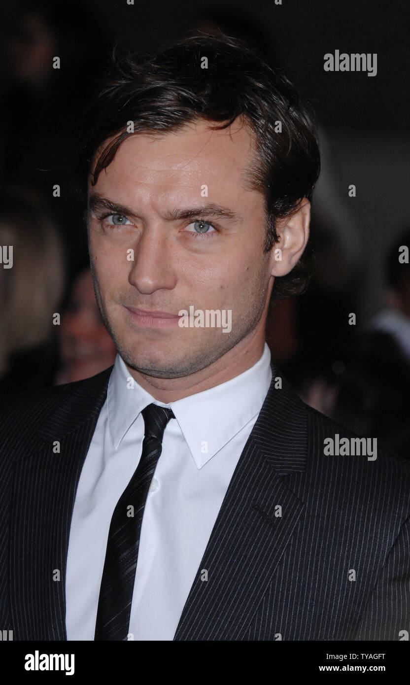 British actor Jude Law attends the "Daily Mirror Pride Of Britain ...