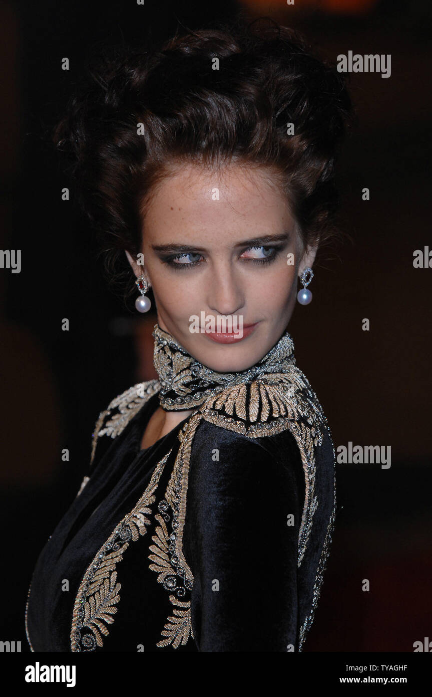 French actress Eva Green attends the world premiere of "Casino Royale ...