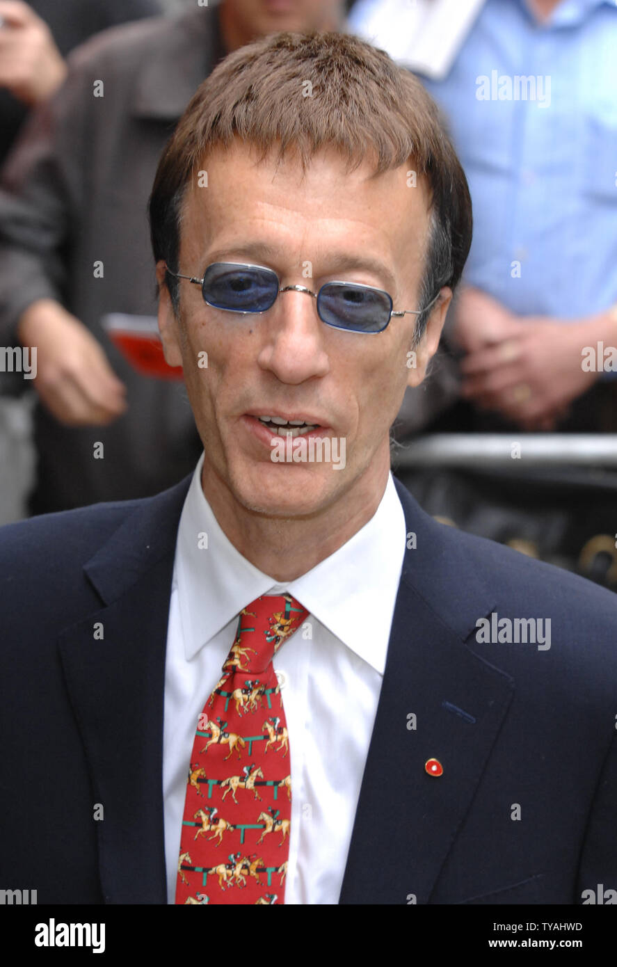 British singer Robin Gibb attends the "Ivor Novello Awards" at ...