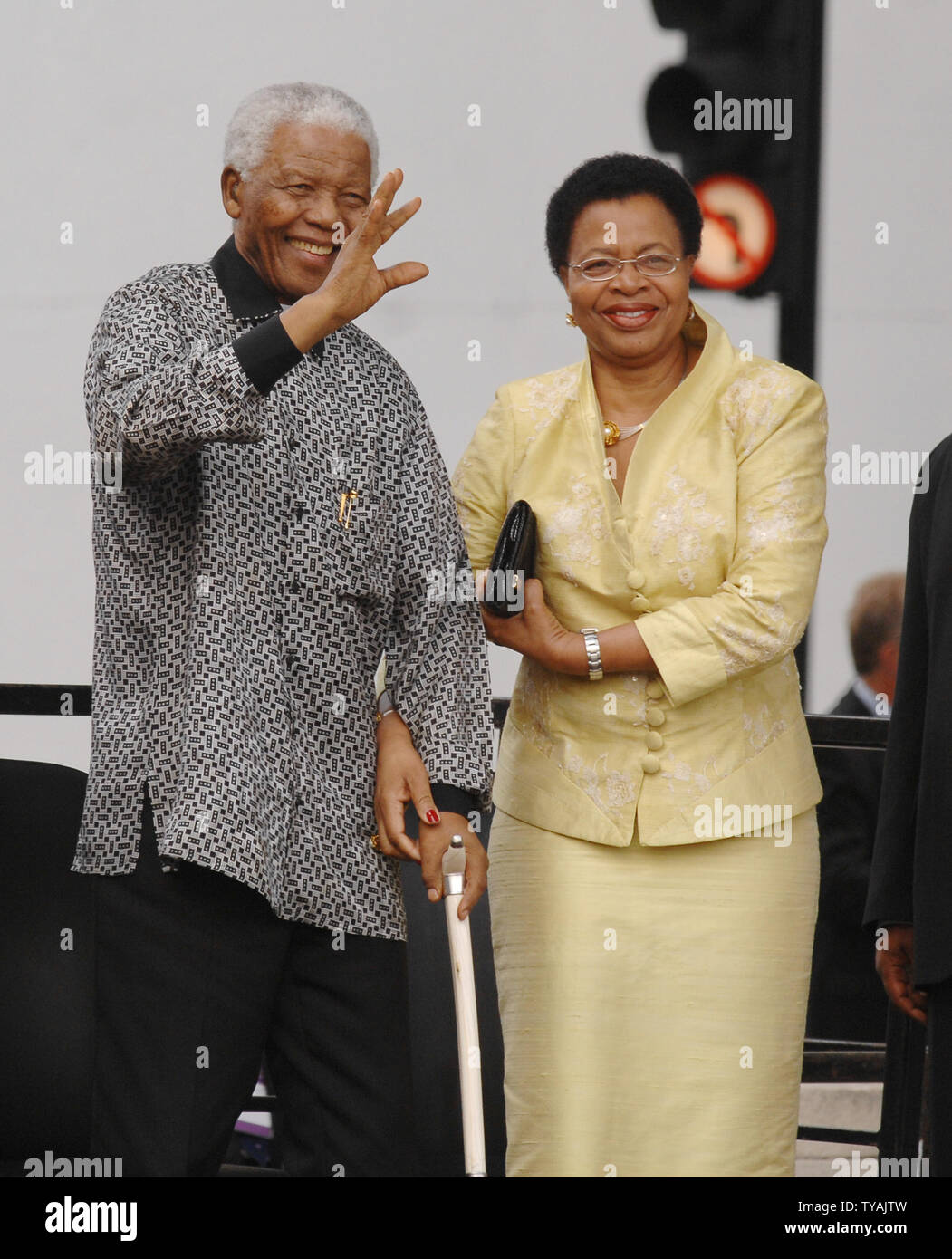 Nelson Mandela And His Wife