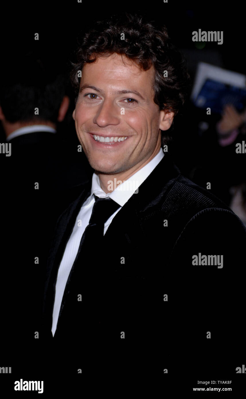British actor Ioan Gruffud attends the National Stock Photo - Alamy