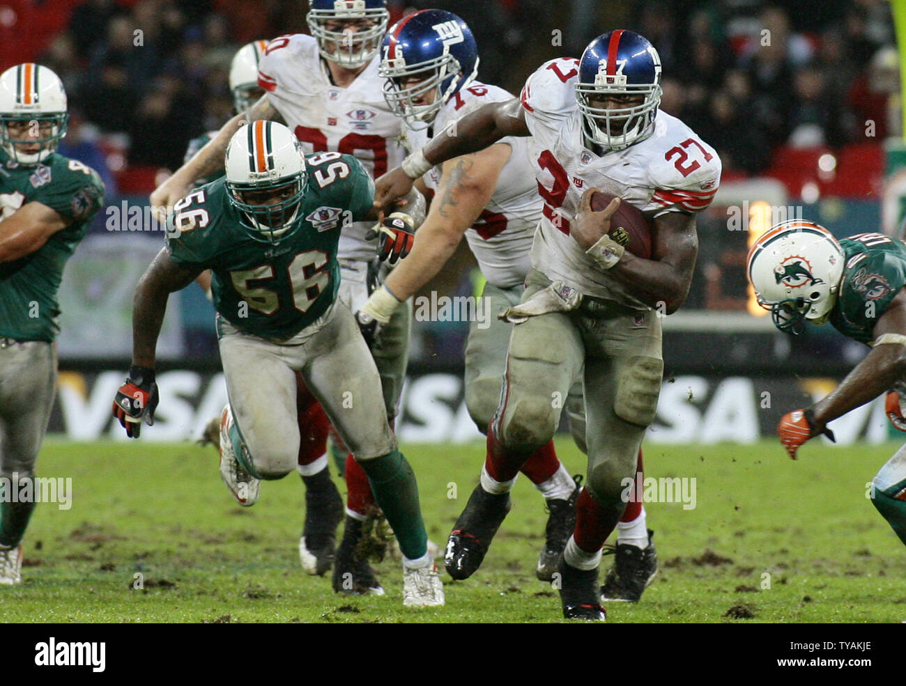 New wembley stadium england 2007 hi-res stock photography and images ...