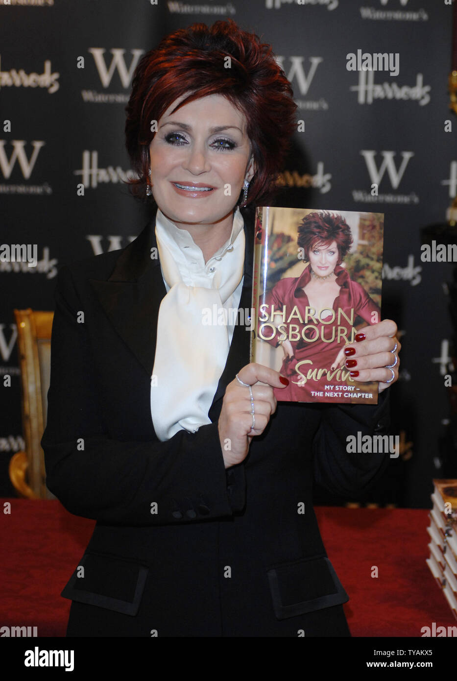 At waterstones in harrods hi-res stock photography and images - Alamy