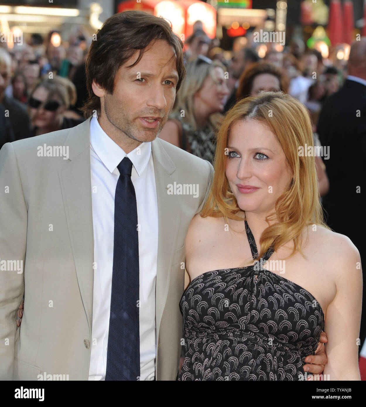 Gillian anderson attend hi-res stock photography and images - Alamy