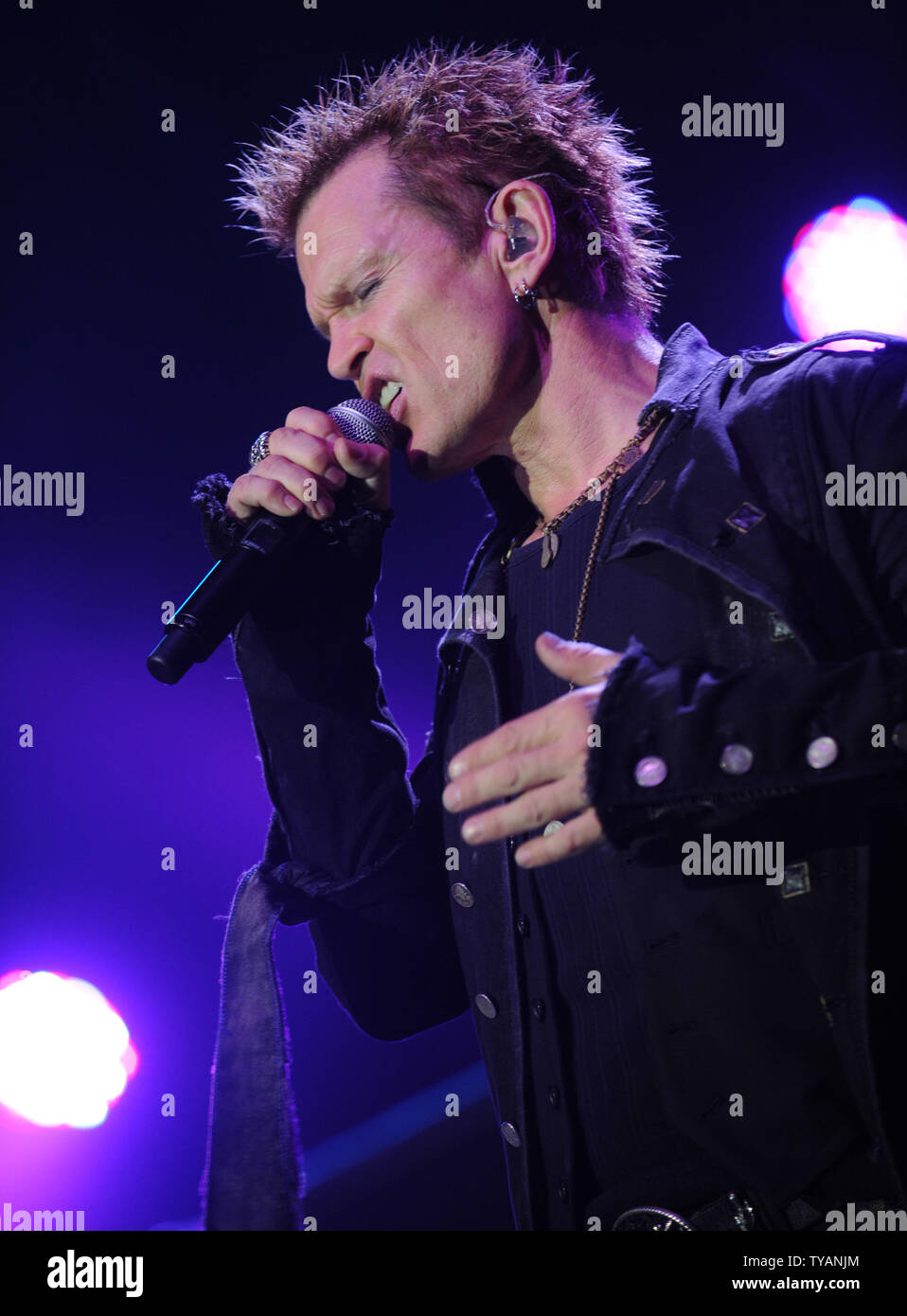 Billy idol london hi-res stock photography and images - Alamy
