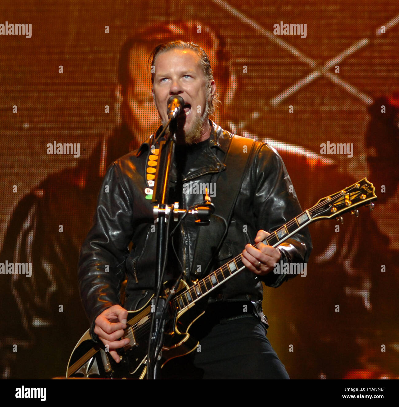 James Hetfield 2008 James Hetfield Hair Watch: Following The