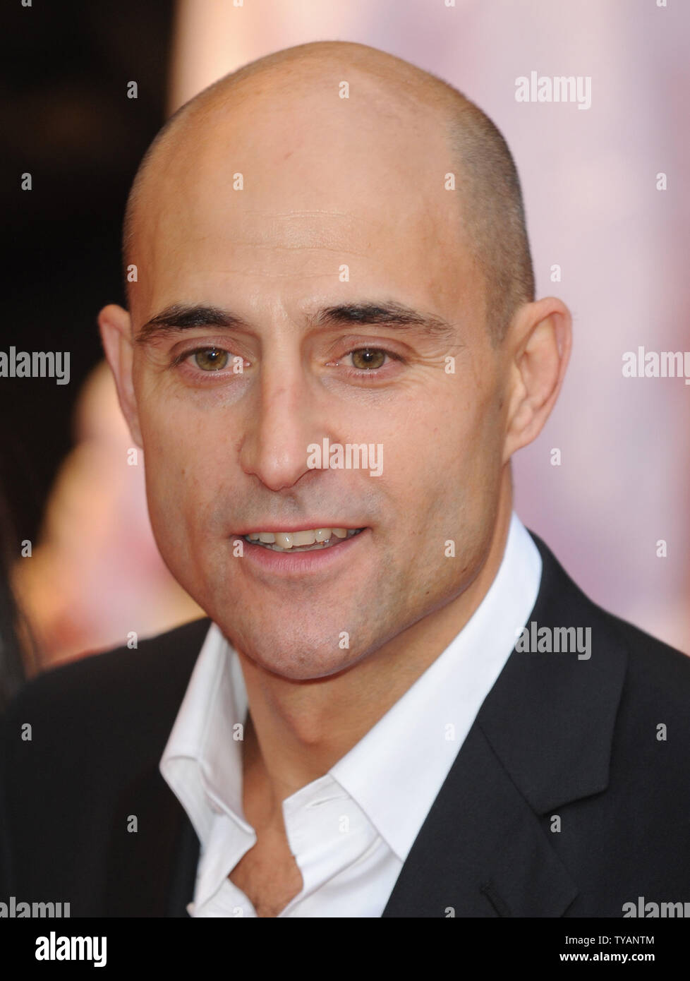 Actor mark strong hi-res stock photography and images - Alamy