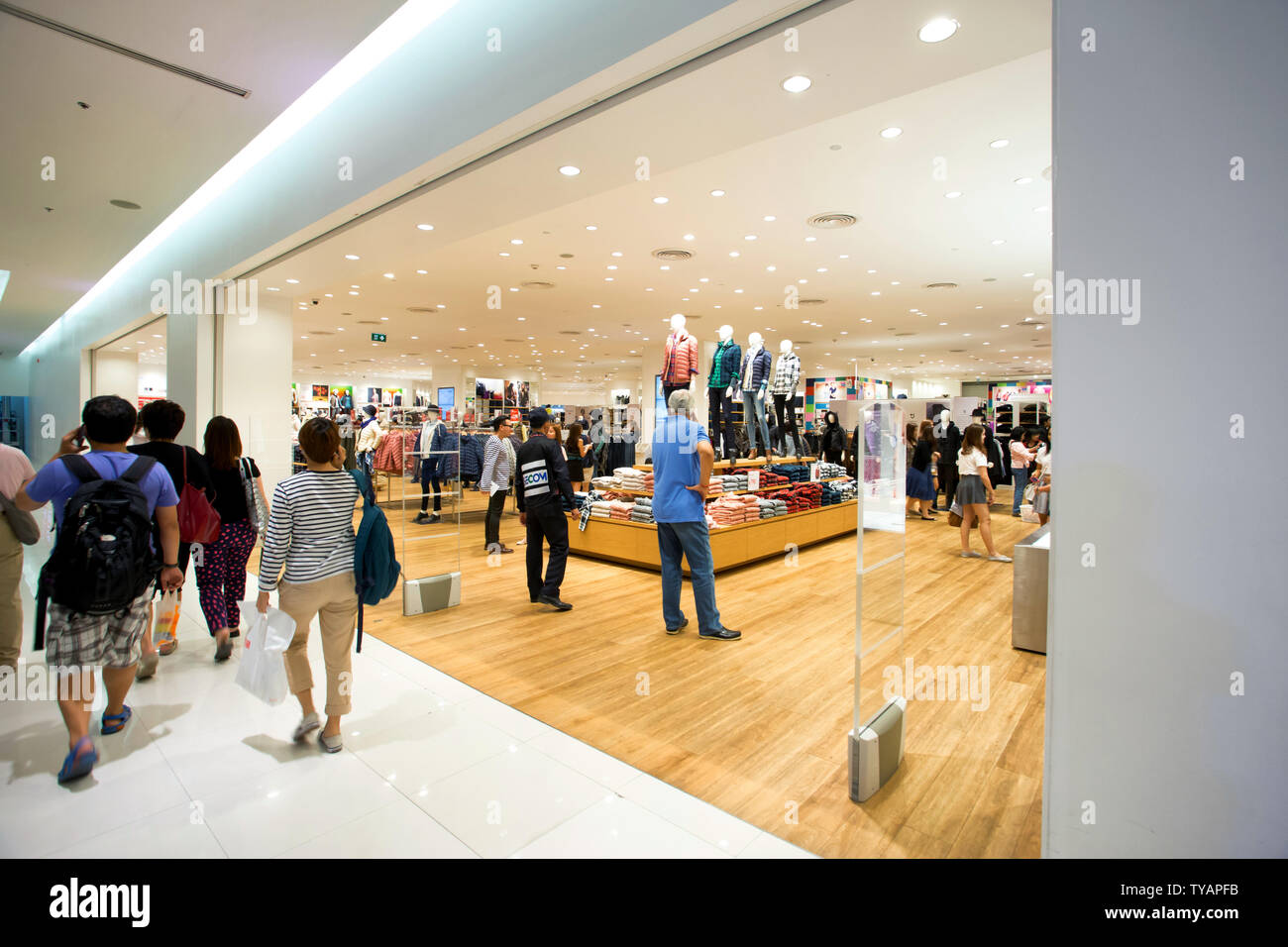 Human shopping store storage business market hi-res stock photography ...