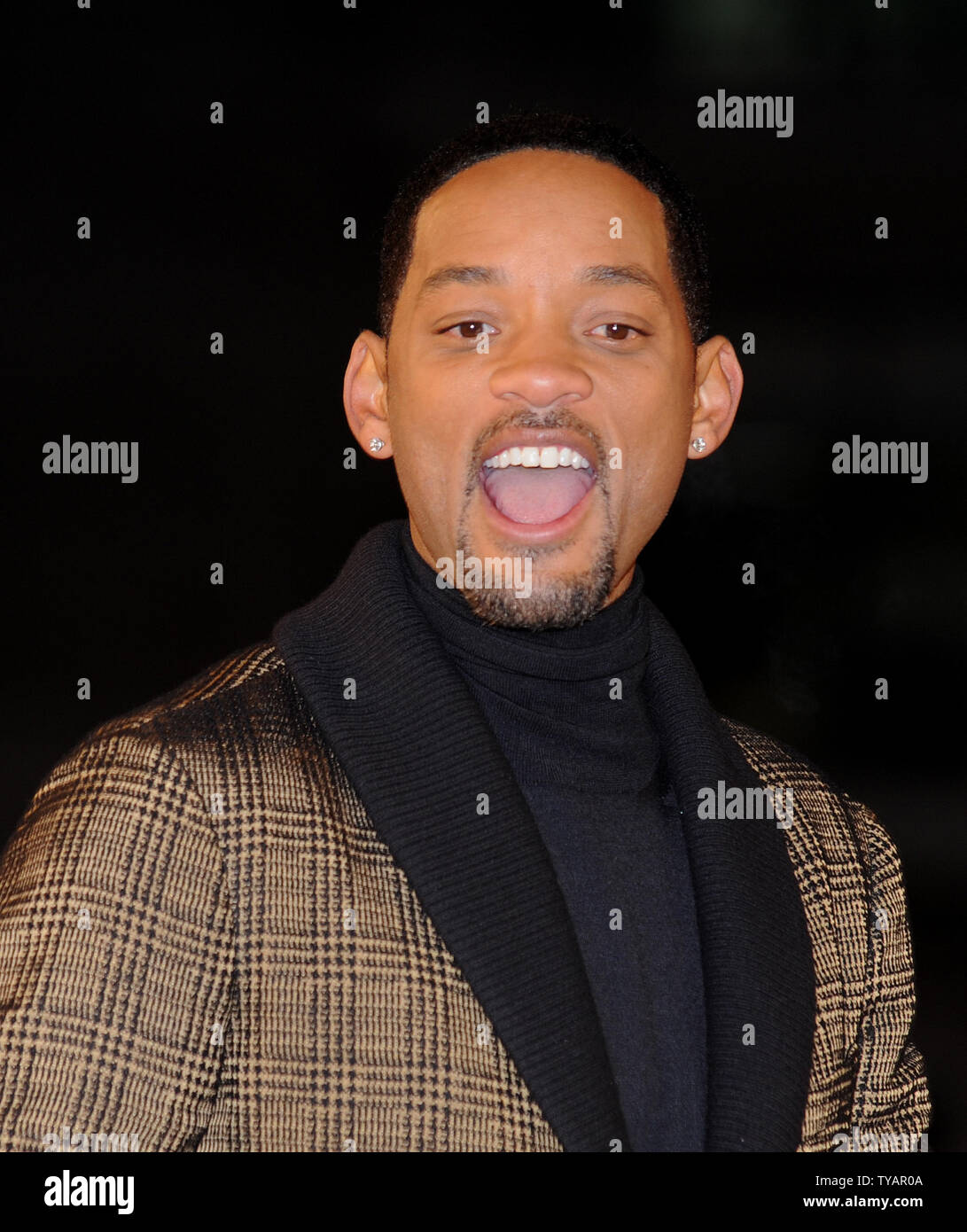 American actor Will Smith attends the premiere of "Seven Pounds" at ...