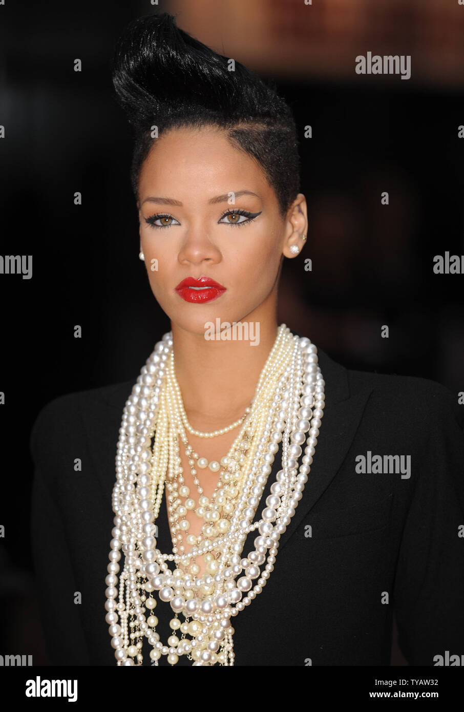 American singer Rihanna attends the premiere of "Inglorious Basterds ...