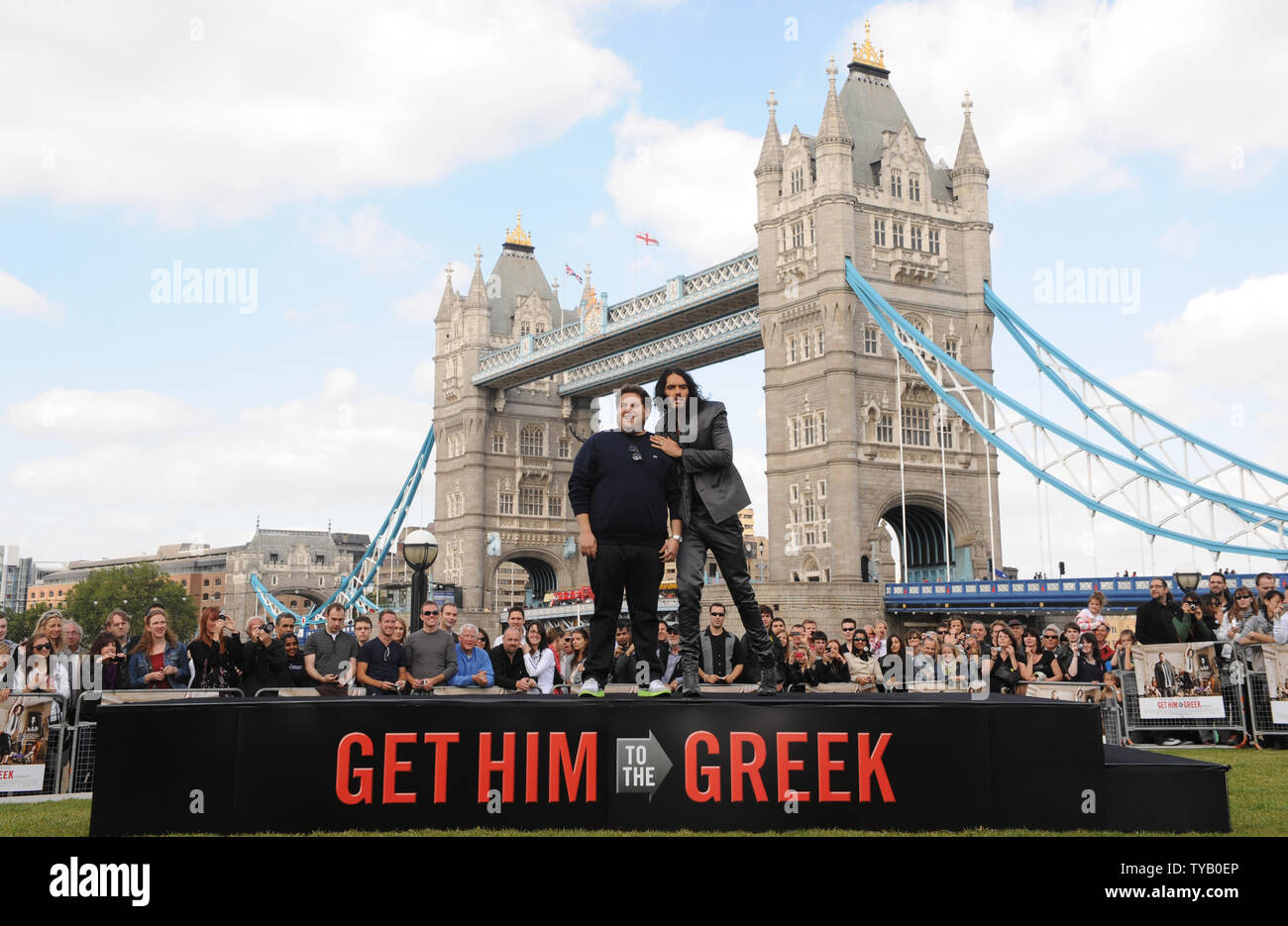 Jonah hill and russell brand hi-res stock photography and images - Alamy