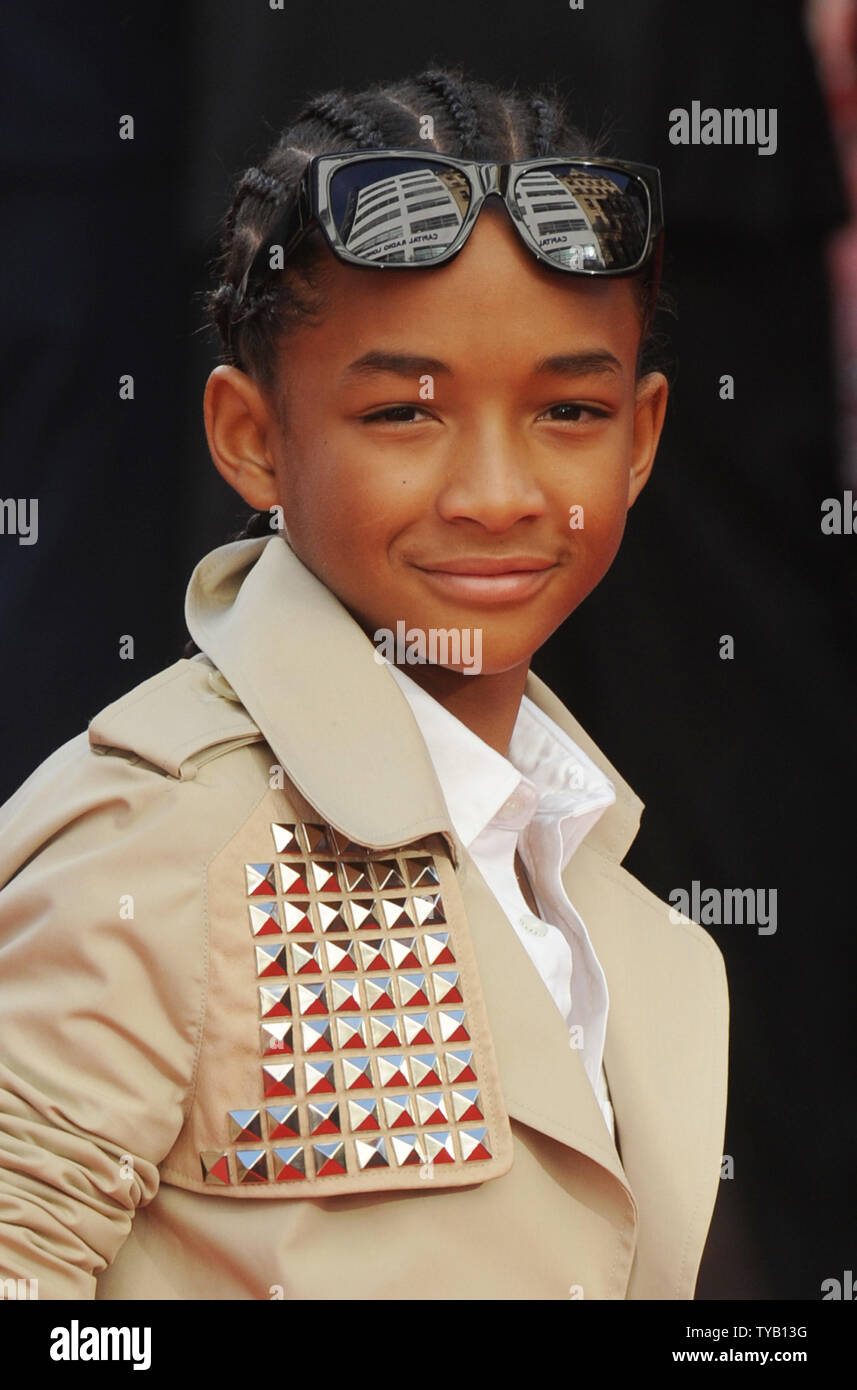 The karate kid 2010 jaden smith hi-res stock photography and images - Alamy