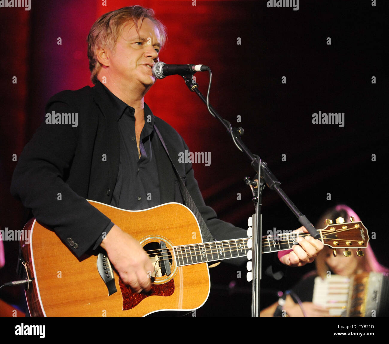 American actor tim robbins hi-res stock photography and images - Alamy