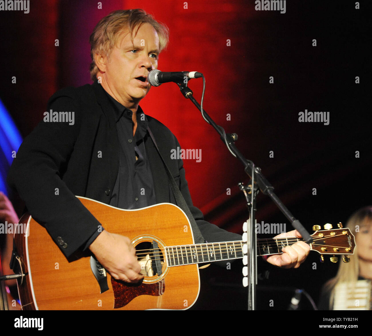 American actor tim robbins hi-res stock photography and images - Alamy