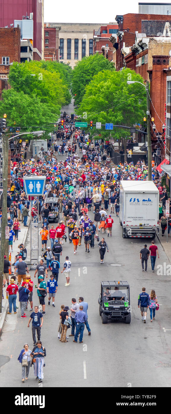 Usa sports crowd hi-res stock photography and images - Alamy