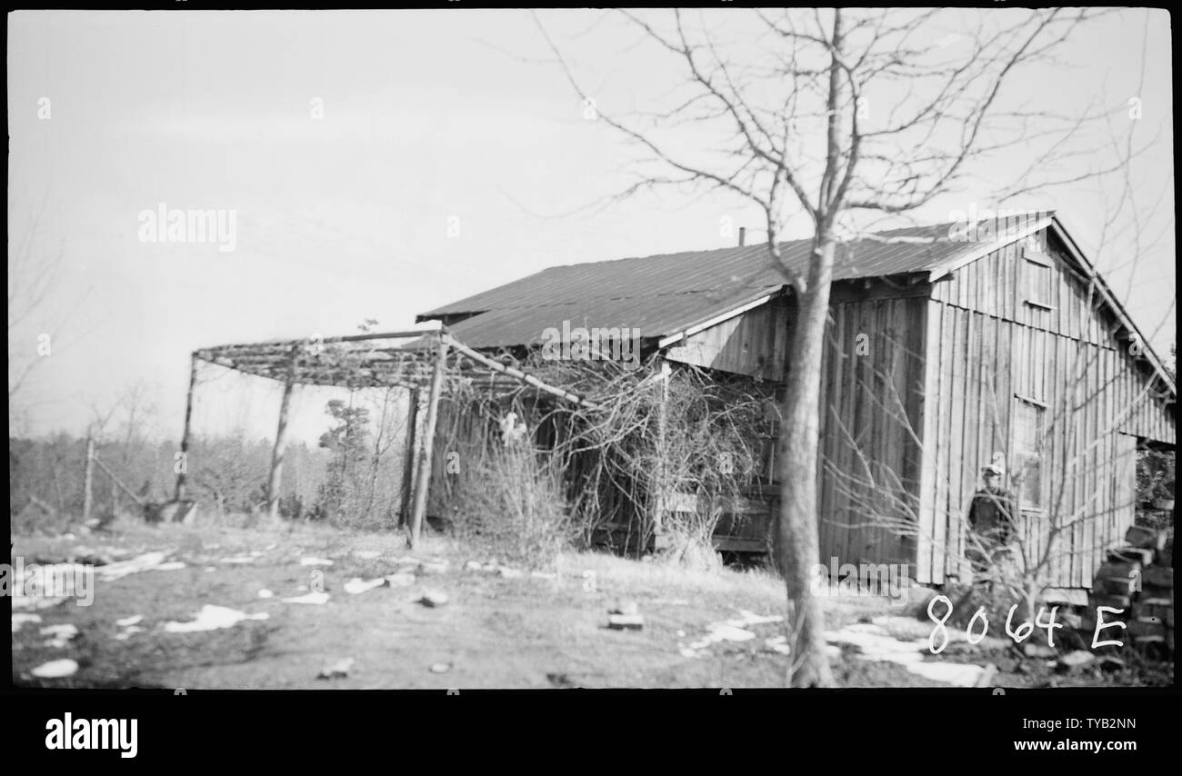 Paris, Sam; in front of home Stock Photo - Alamy