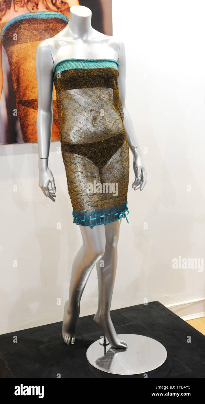 Kate middleton fashion show hi-res stock photography and images - Alamy