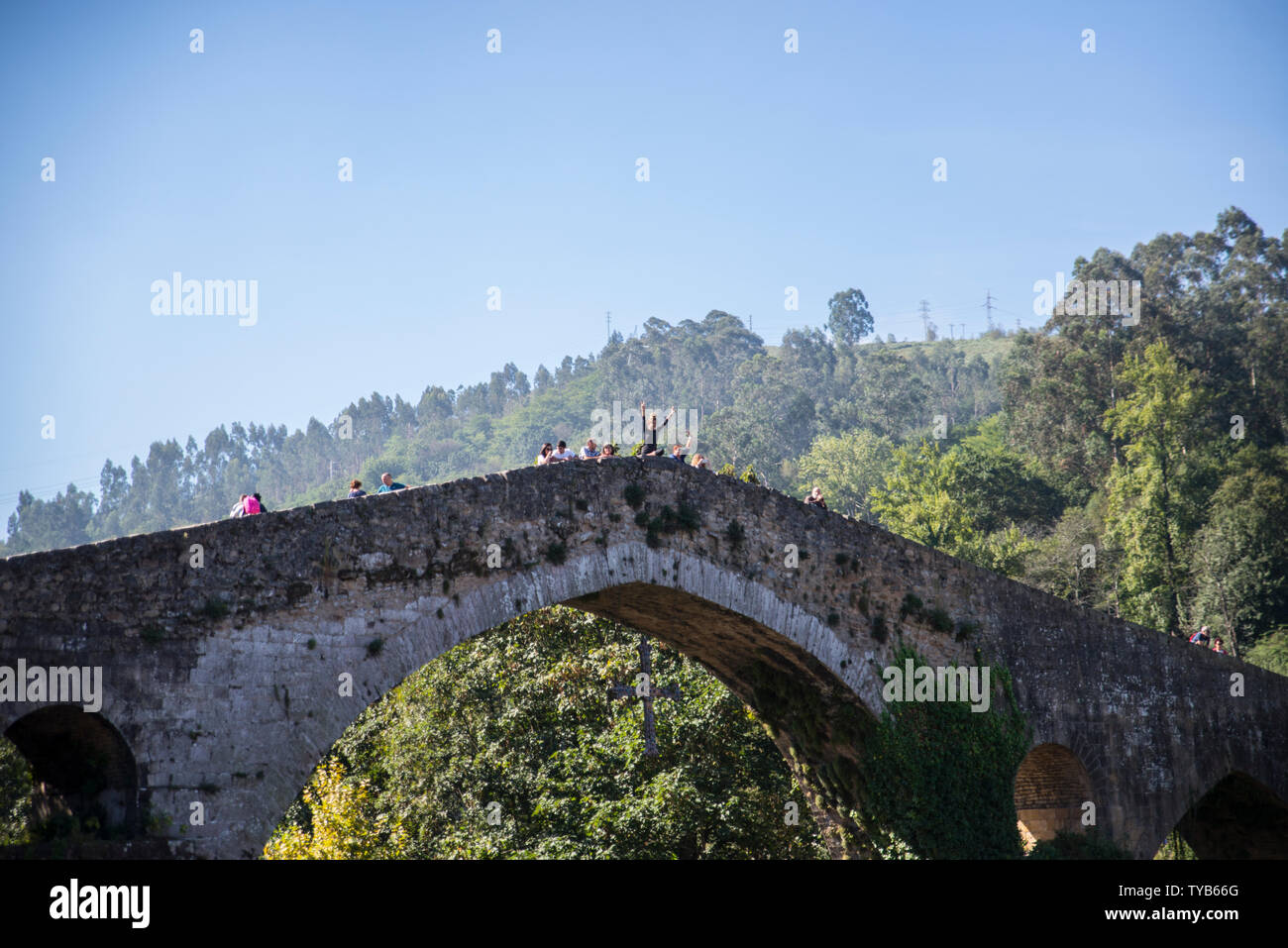 Puente de cangas de onis hi-res stock photography and images - Alamy