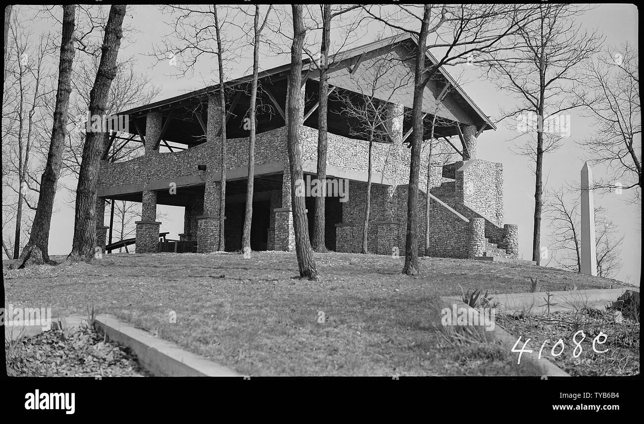 Bedford park Black and White Stock Photos & Images - Alamy