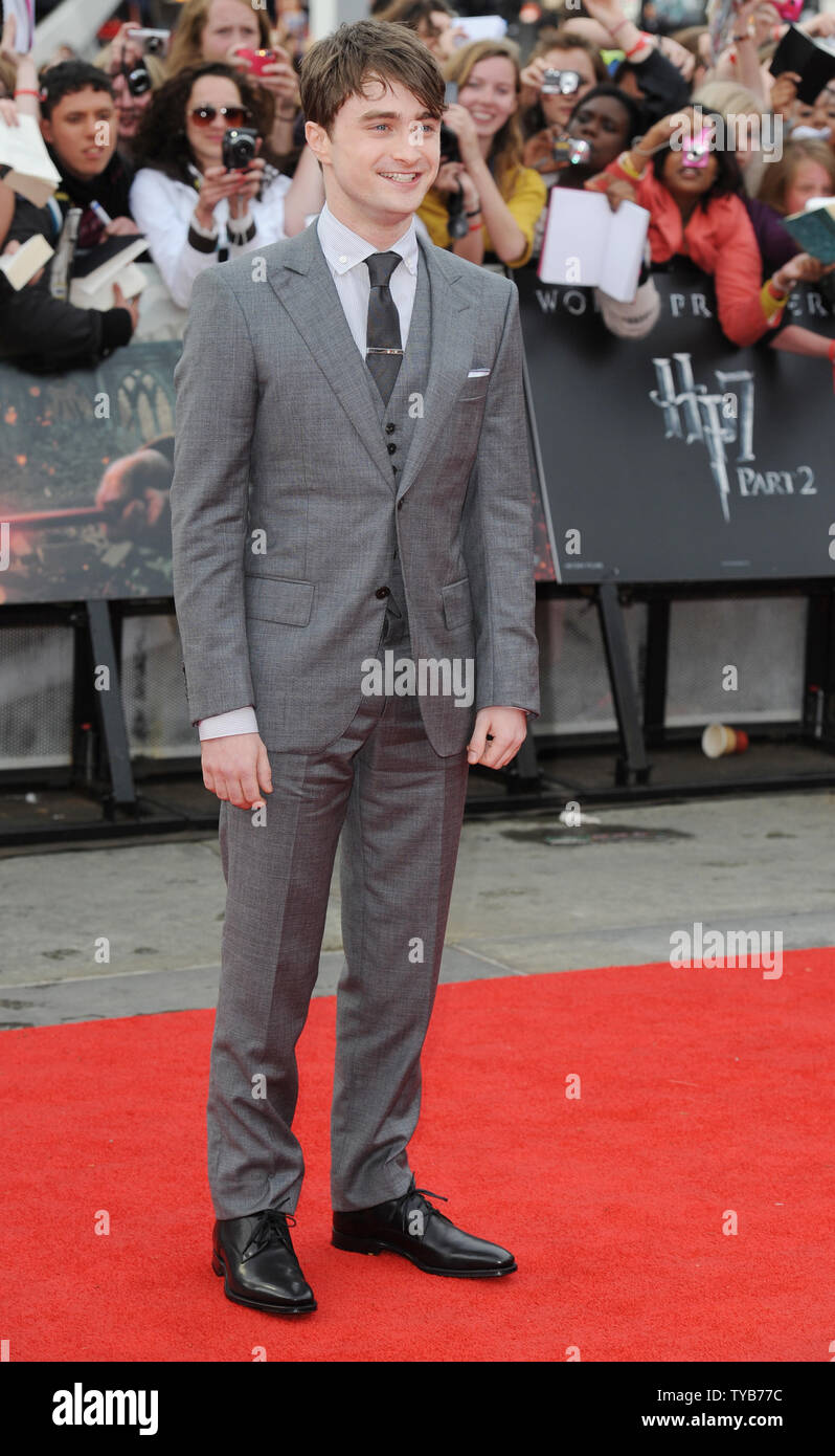 Actor daniel radcliffe red carpet hi-res stock photography and images ...