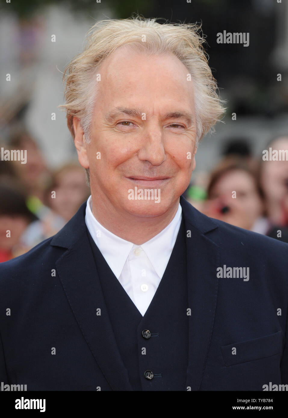 Harry potter premiere 2011 hi-res stock photography and images - Alamy