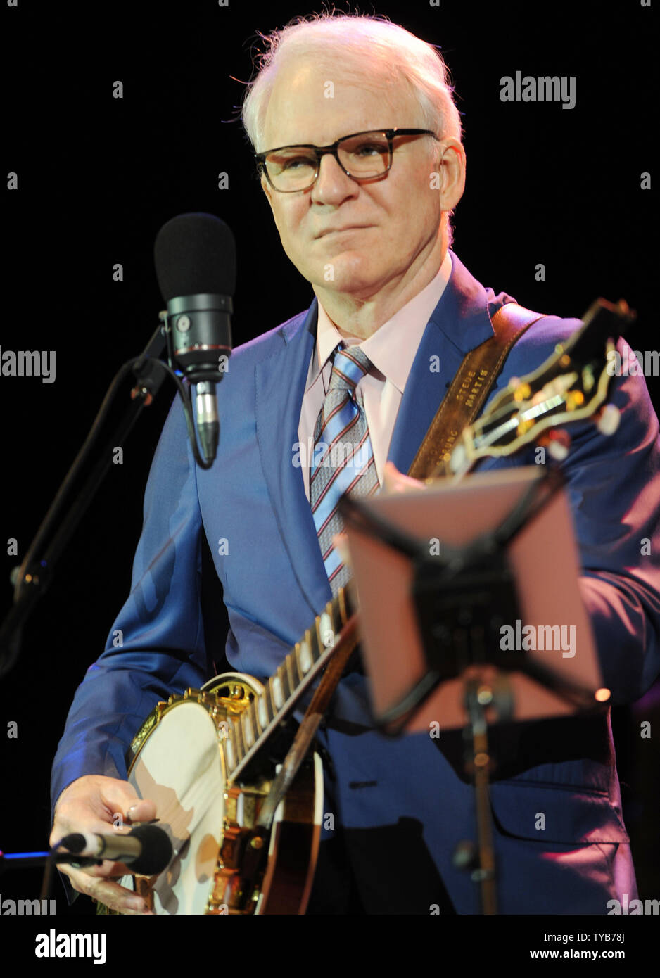 American actor/ musician Steve Martin perfoms at Hammersmith Apollo in ...