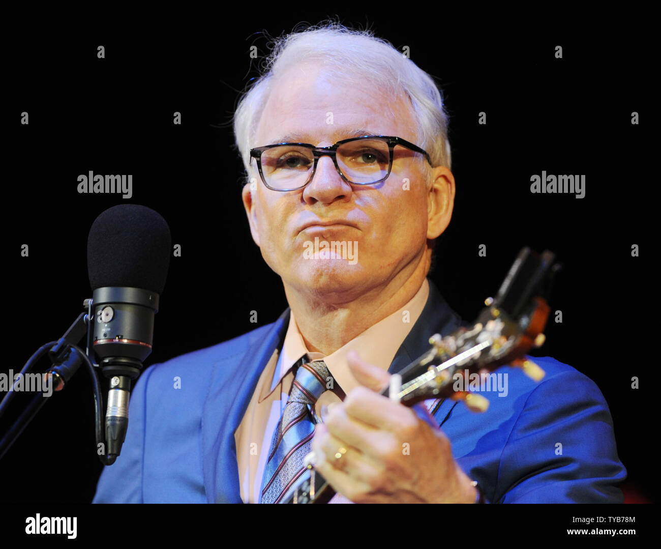 American actor/ musician Steve Martin perfoms at Hammersmith Apollo in ...