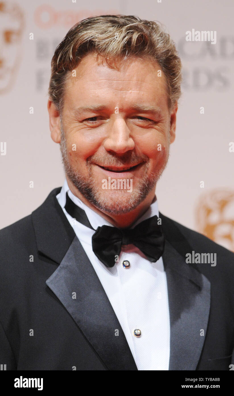 Russell crowe australian actor in hi-res stock photography and images ...