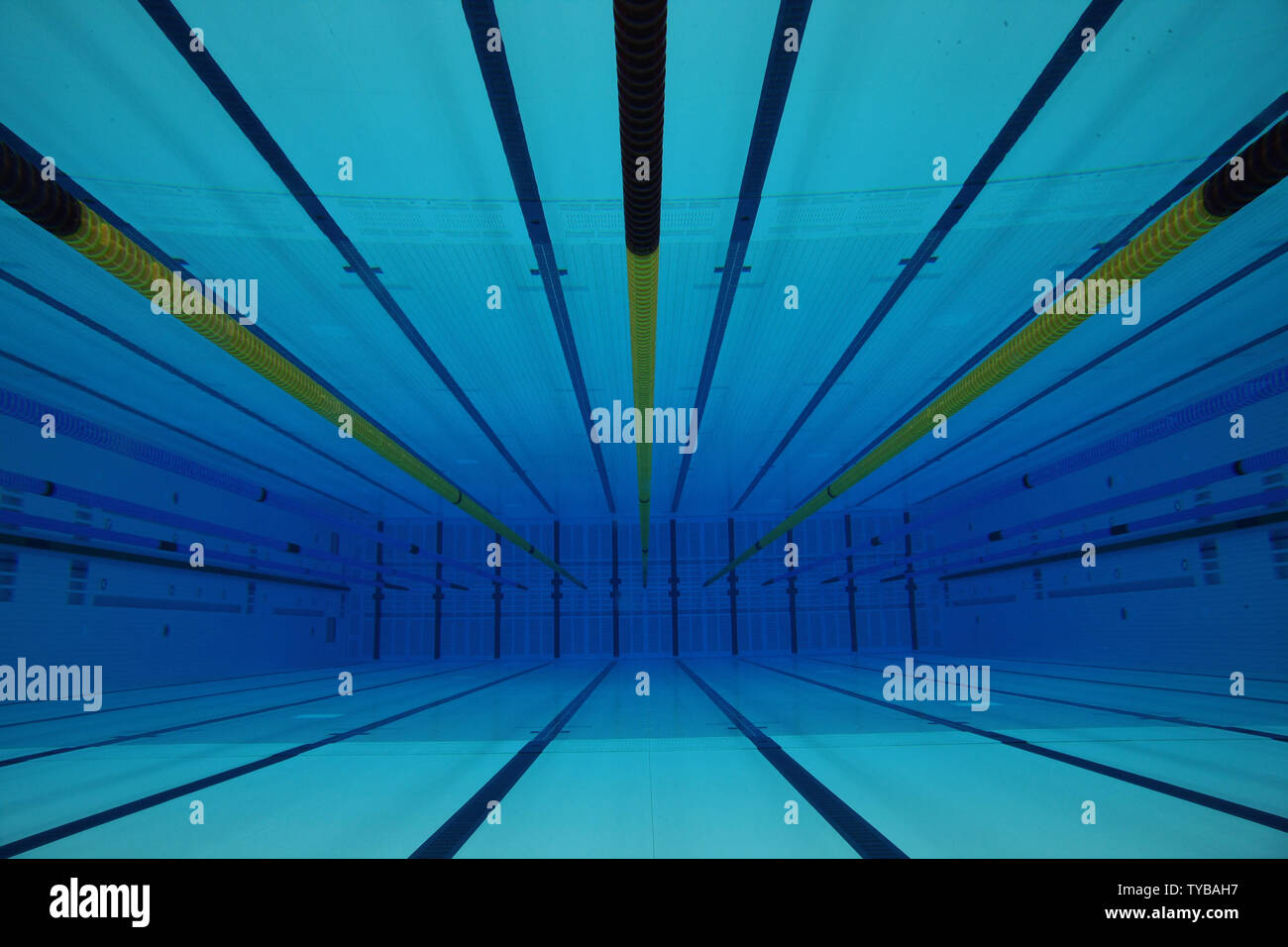 Olympics swimming underwater hi-res stock photography and images - Alamy