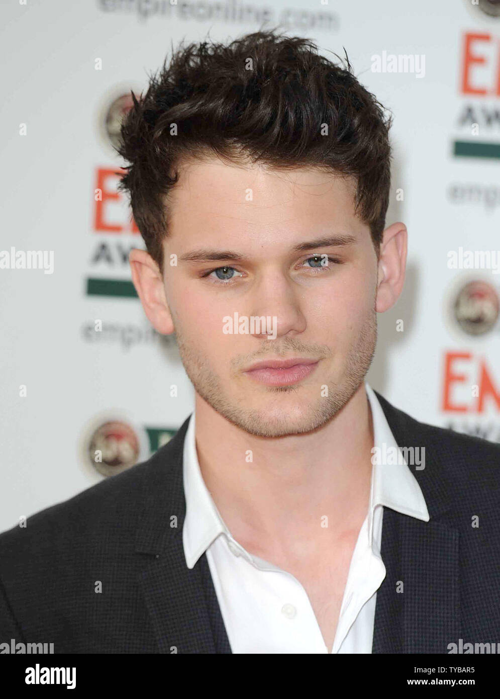 English actor Sam Claflin attends the "Empire Awards 2012" at Grosvenor ...