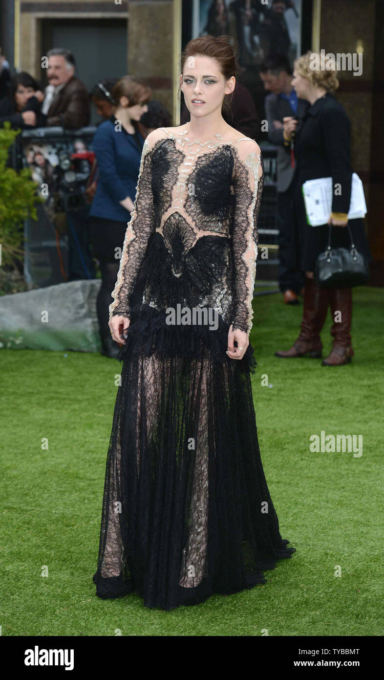 American actress Kristen Stewart attends the World premiere of "Snow ...