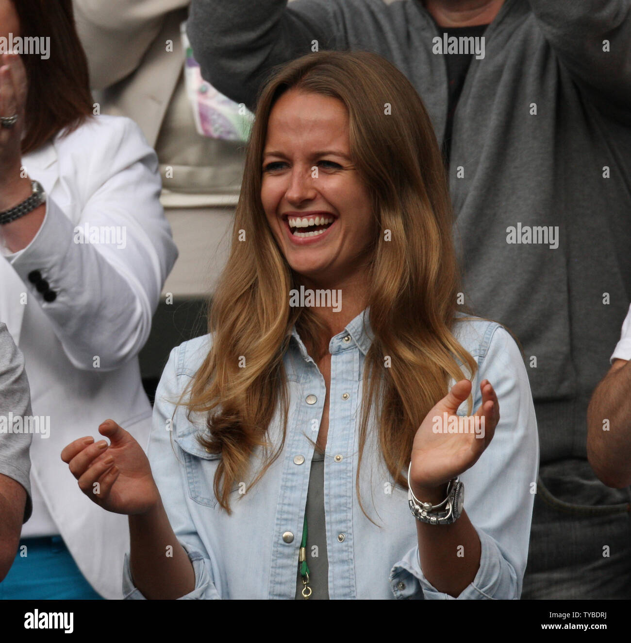 Britain's Andy Murray's girlfriend Kim Sears cheers him on from the ...