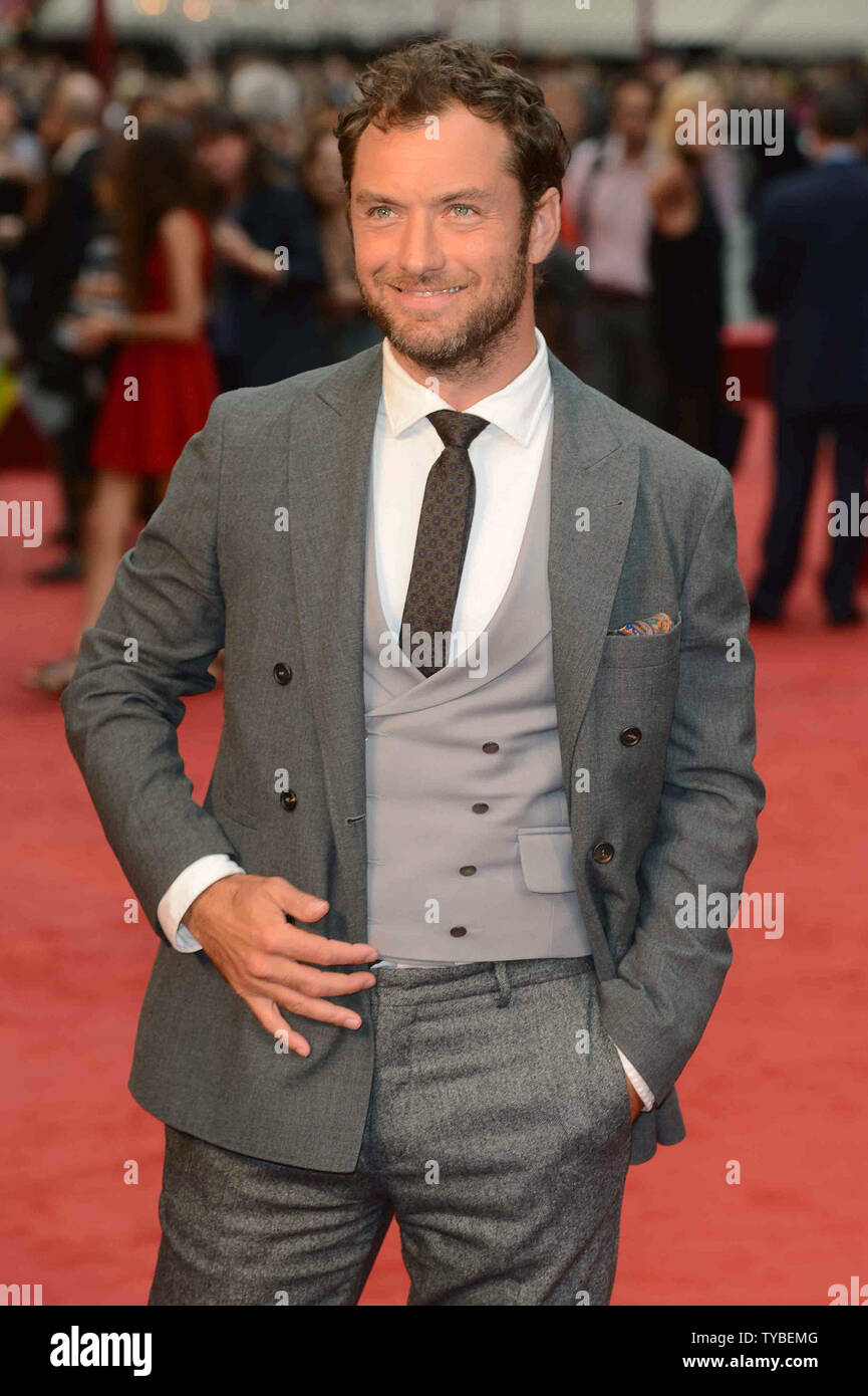 English actor Jude Law attends The World Premiere of "Anna Karenina" at ...