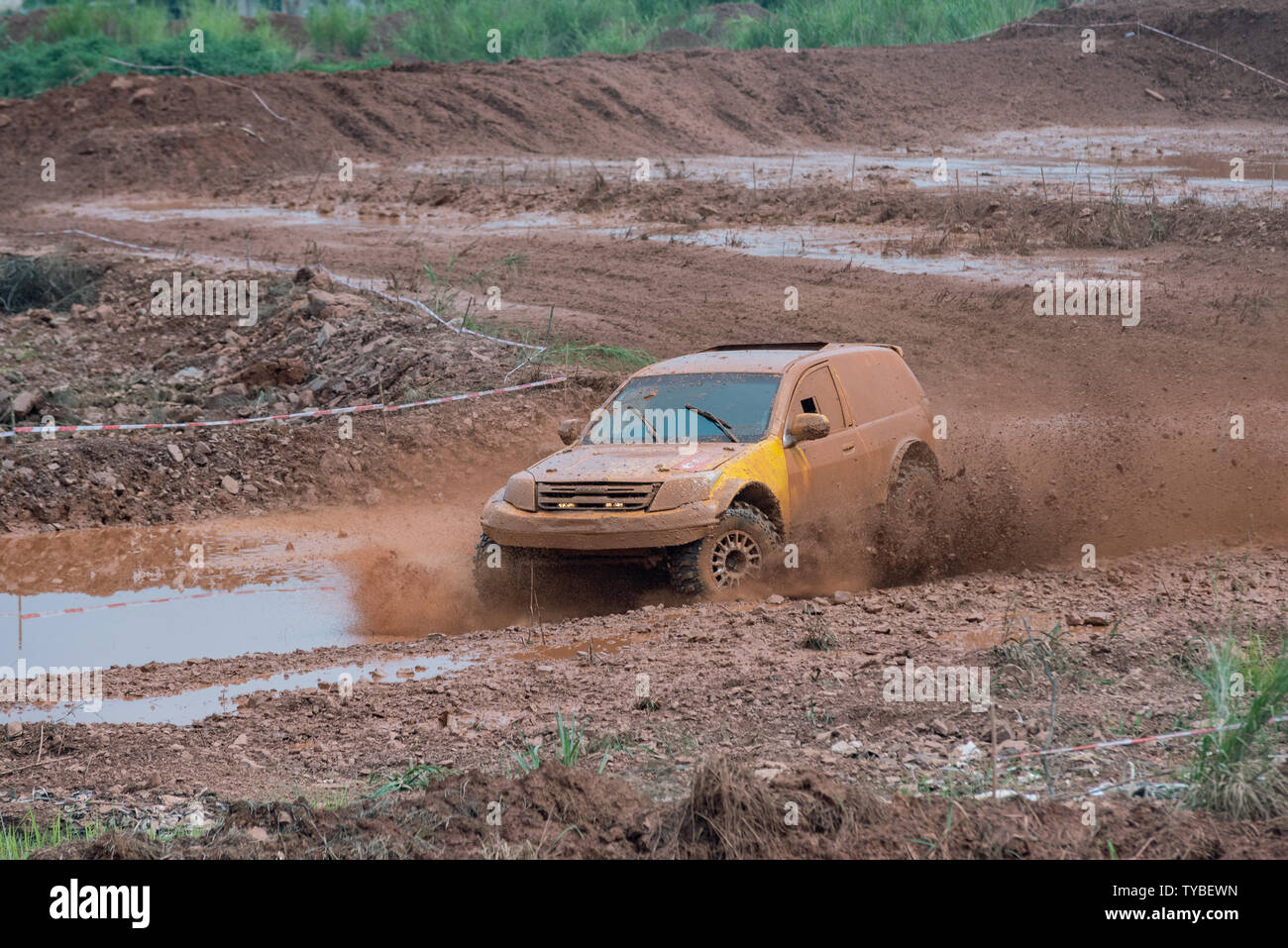 Land Cruiser Outdoor Car Cross Country Competition Stock Photo - Alamy