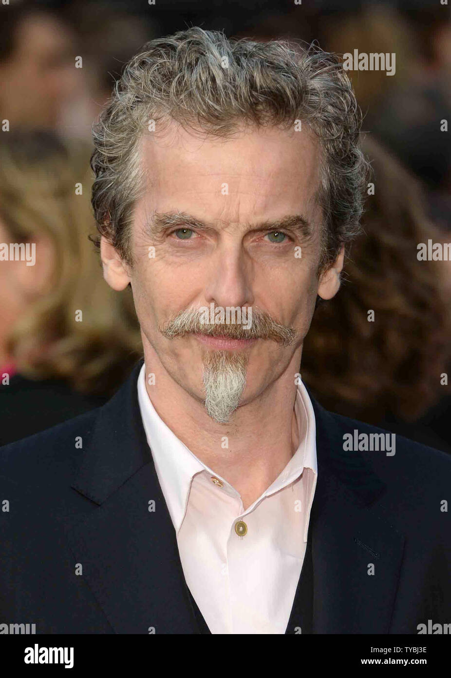 Actor peter capaldi hi-res stock photography and images - Alamy