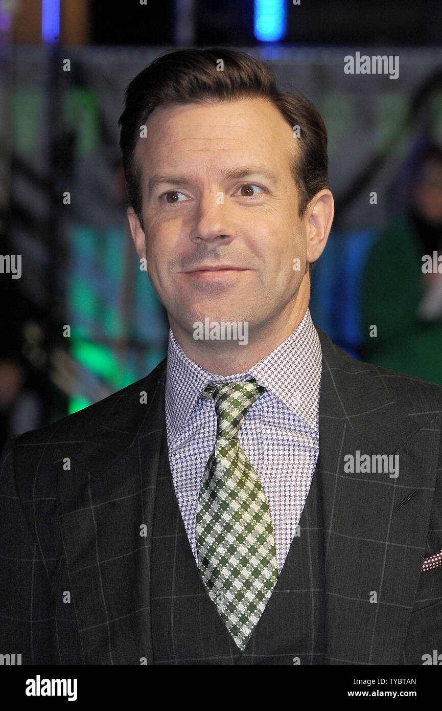 American actor Jason Sudeikis attends the World Premiere of 'Horrible ...