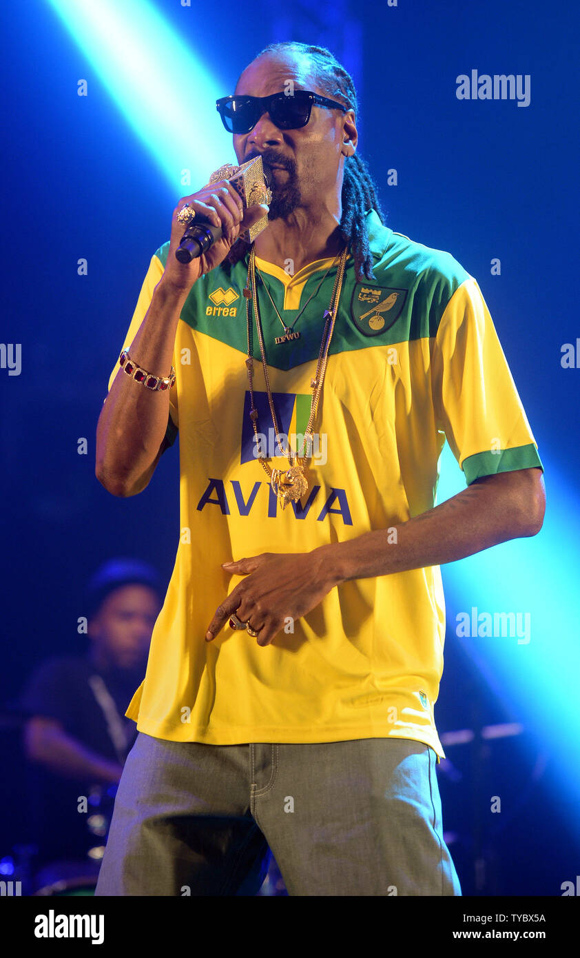 American rapper Snoop Dogg performs at the BBC Radio Big Weekend in ...