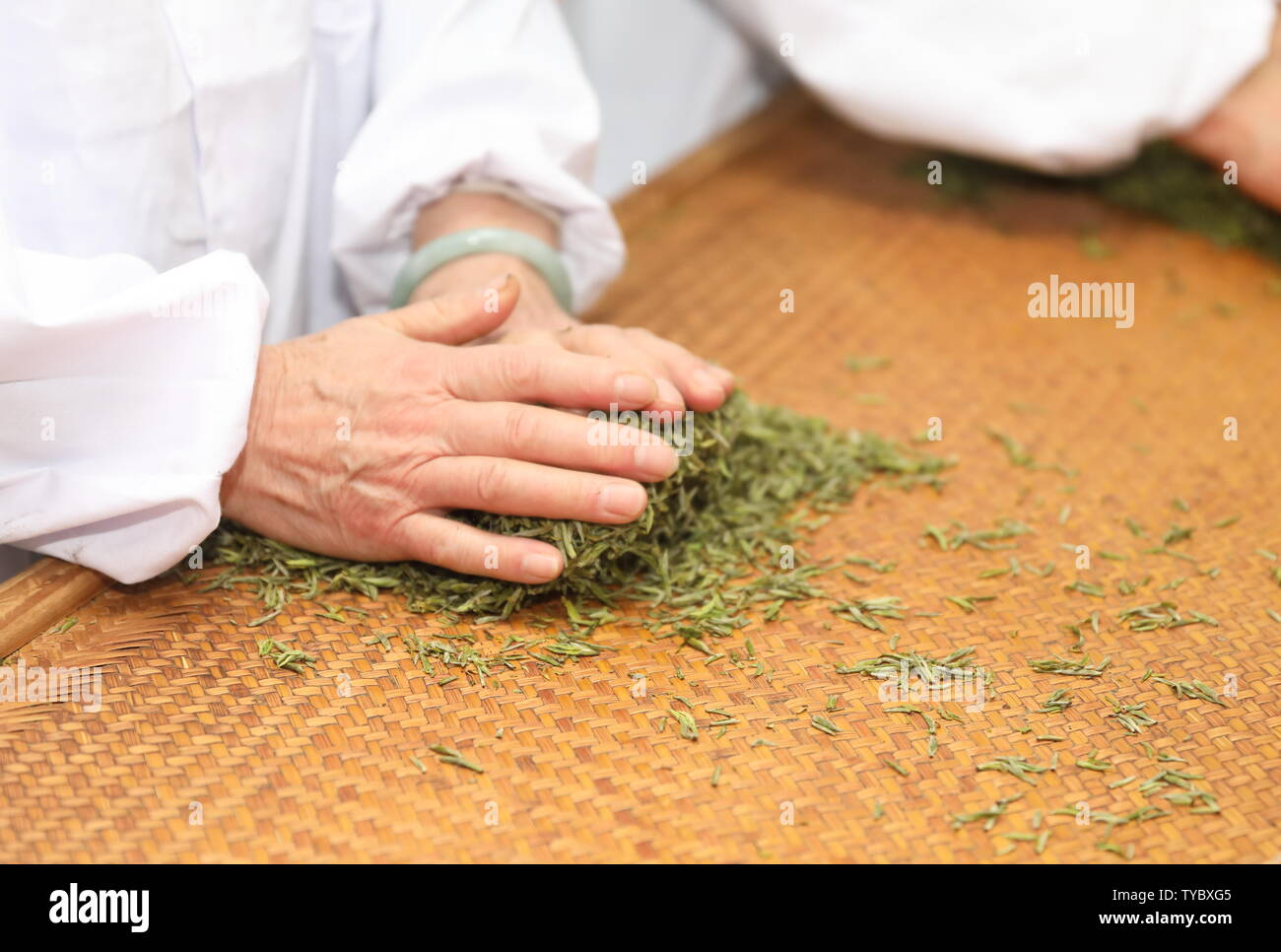 Hand fried tea hi-res stock photography and images - Alamy