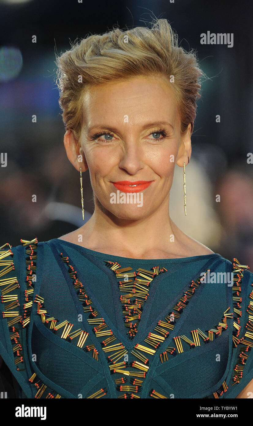 Australian actress toni collette hi-res stock photography and images ...