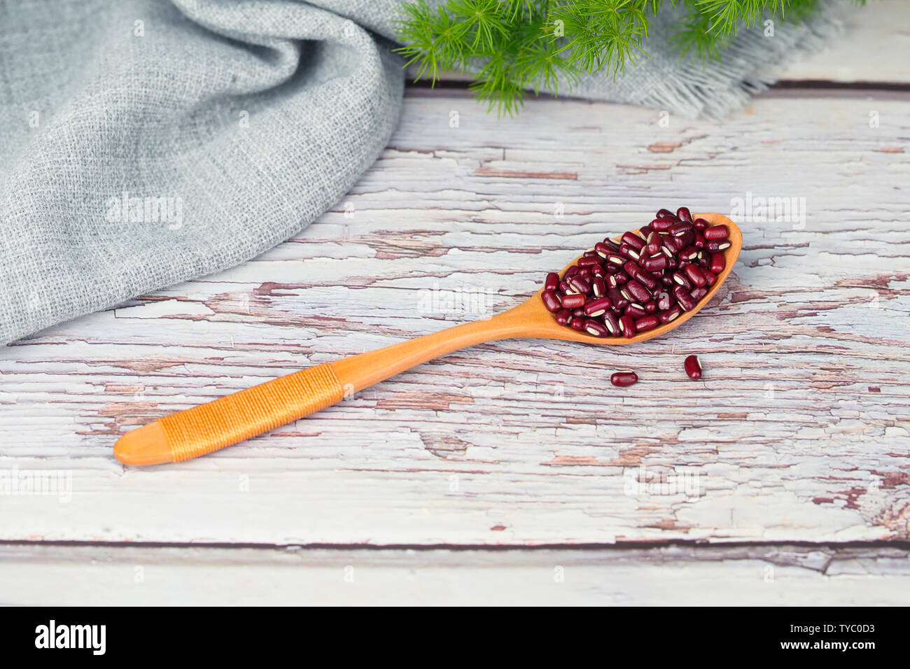 Little red beans hi-res stock photography and images - Alamy