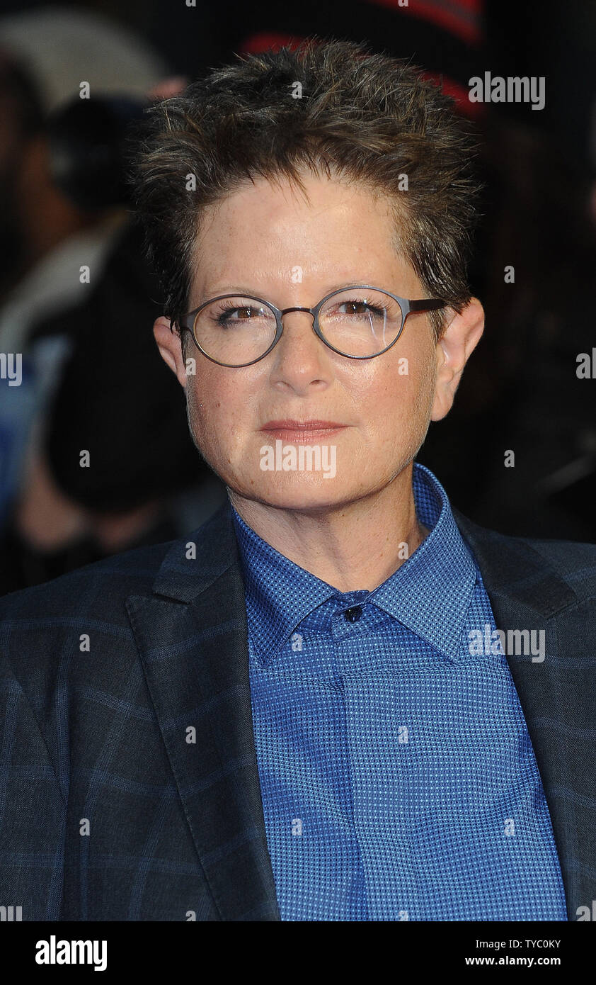 Phyllis nagy hi-res stock photography and images - Alamy