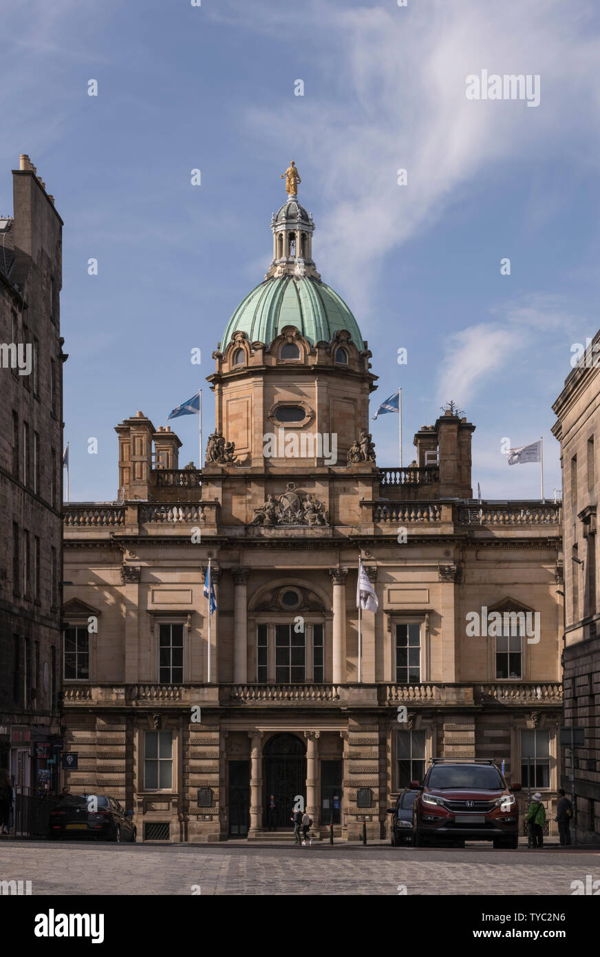 The Lloyds Banking Group HQ is a neoclassical Victorian rebuild of the ...