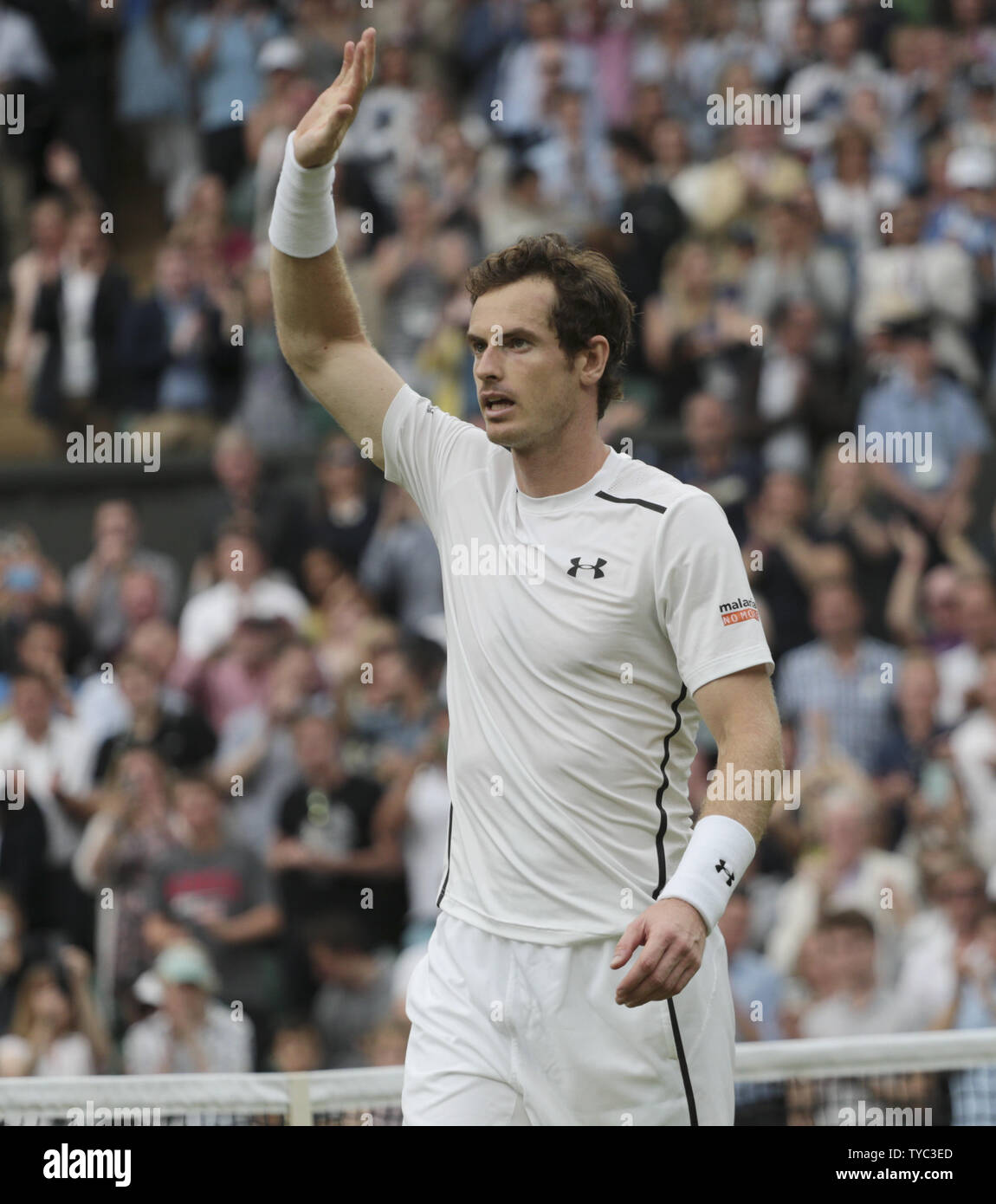 Great Britain's Andy Murray acknowledges the crowd after victory in his ...